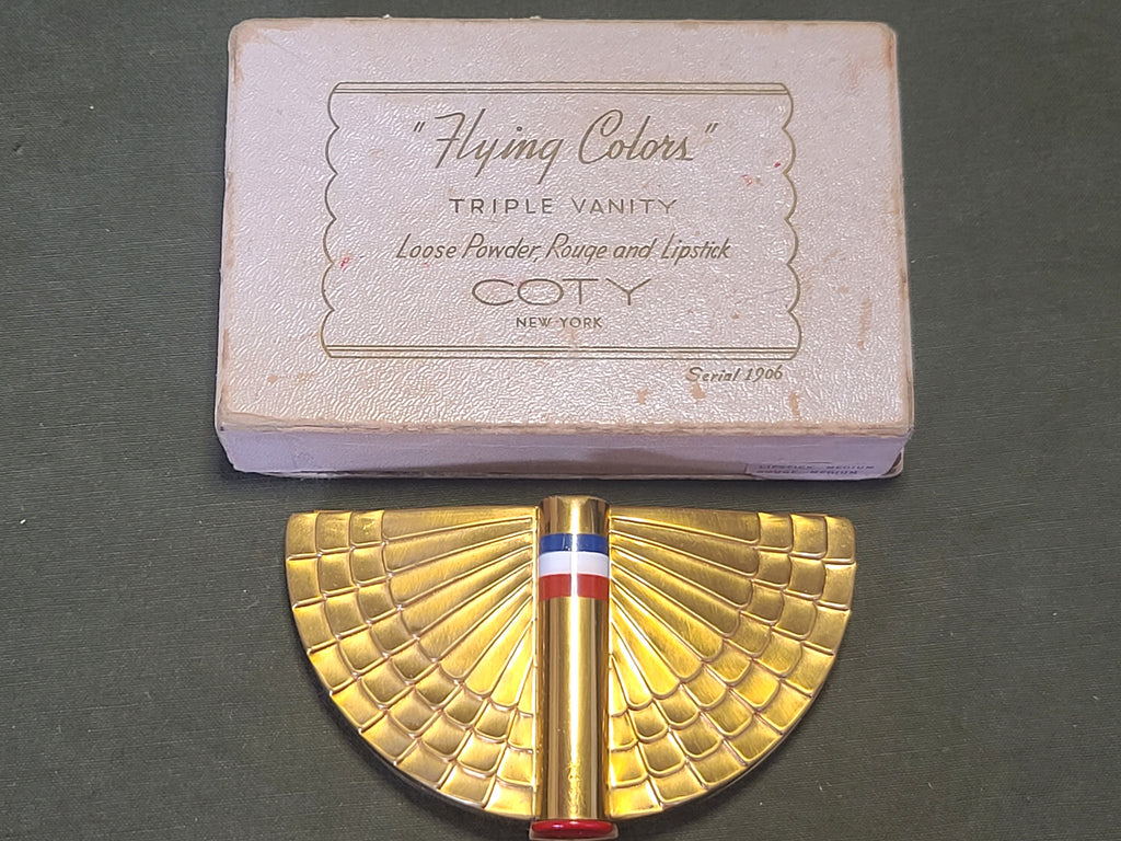 1940s makeup compact