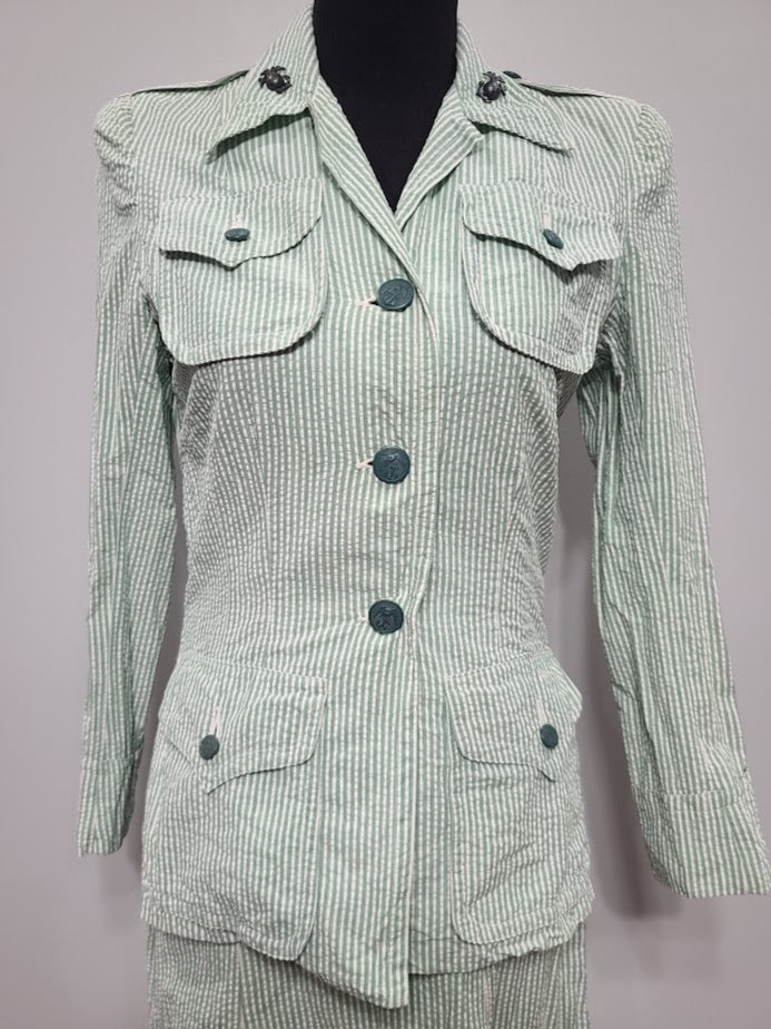 Women's Marines Seersucker Uniform Long Sleeve (B-37.5" W-27.5" H-36")