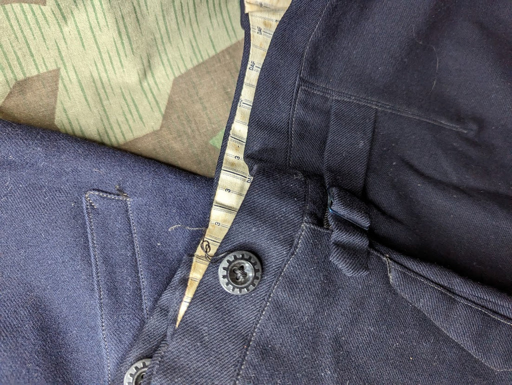 Original DAF Arbeitsfront Vest and Trousers Festanzug