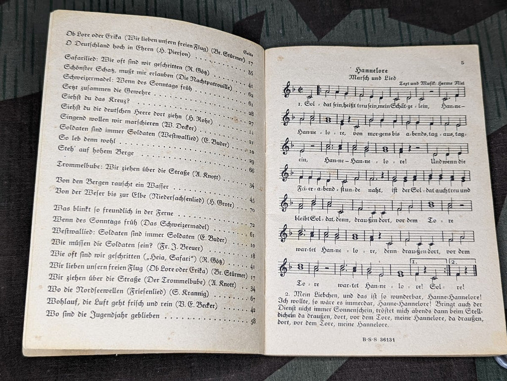 Das Neue Soldaten Liederbuch Song Book Band II